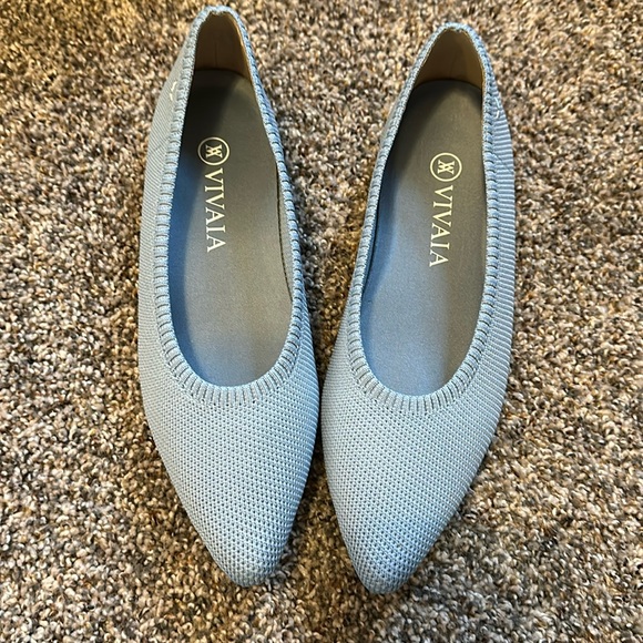 vivia | Shoes | Vivaia New Pointed Toe Flats Size Eu 37 Us 6 | Poshmark
